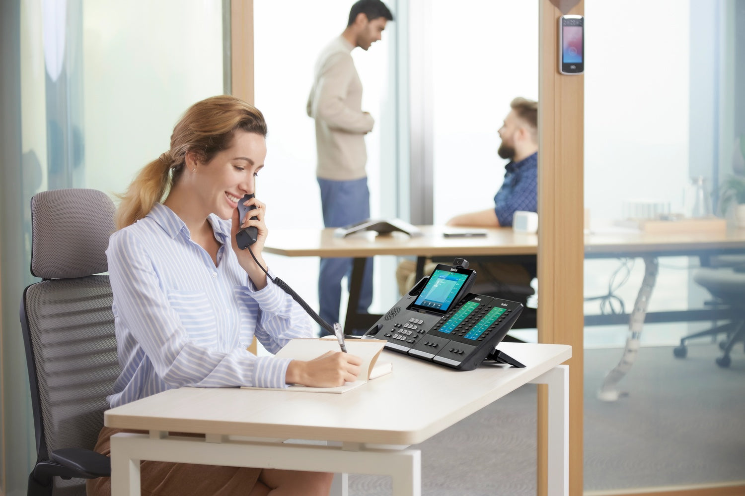 Working Principles and Cost Advantages of IP Phone – Bircom